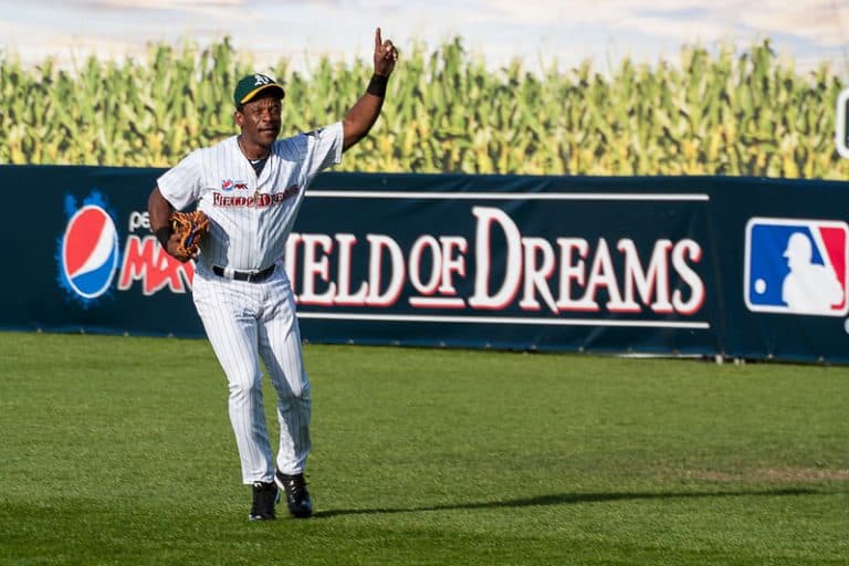 1980 Topps Rickey Henderson Rookie Card: A Closer Look